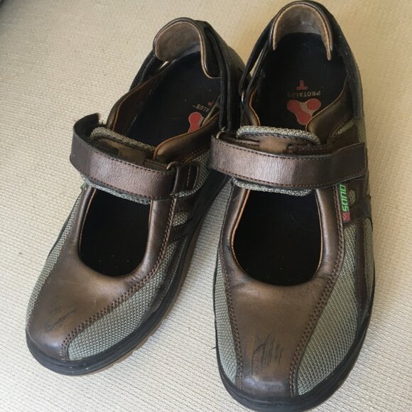 Protalus | Shoes | Protalus Ouds Rocking Walking Shoes With Bronze ...